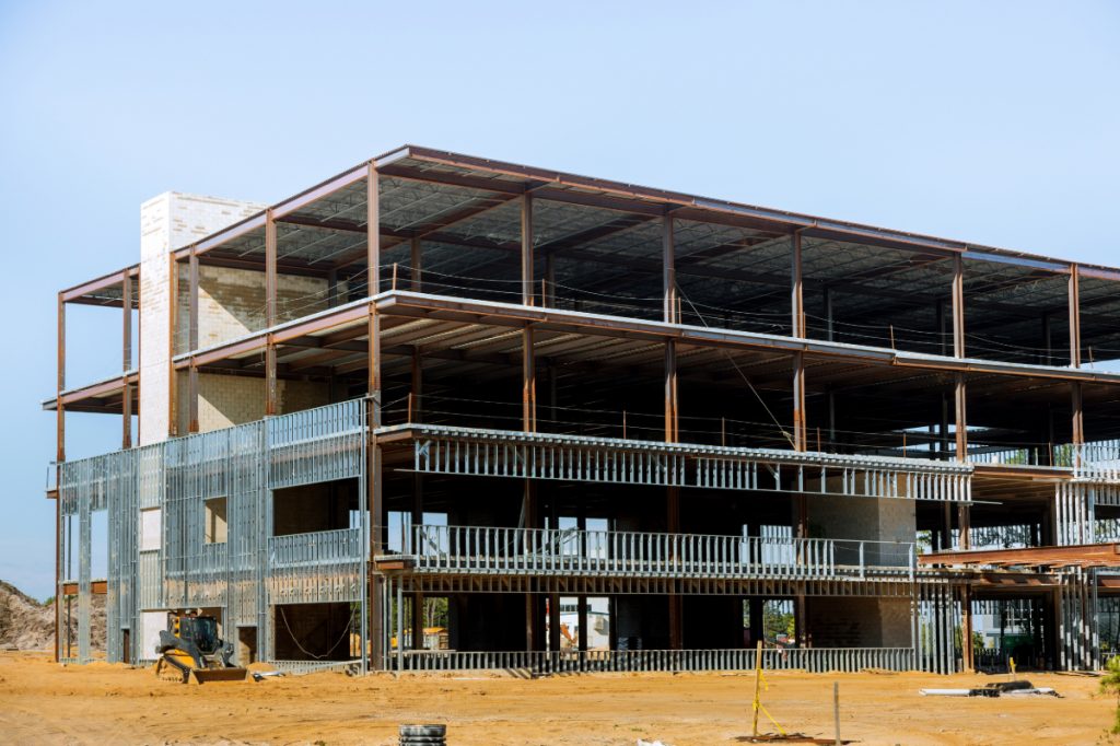6 Advantages of Using Structural Steel for Fabrication Projects