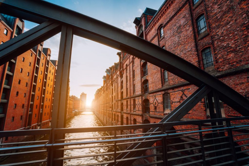 Girders Vs. Beams: What is The Difference?